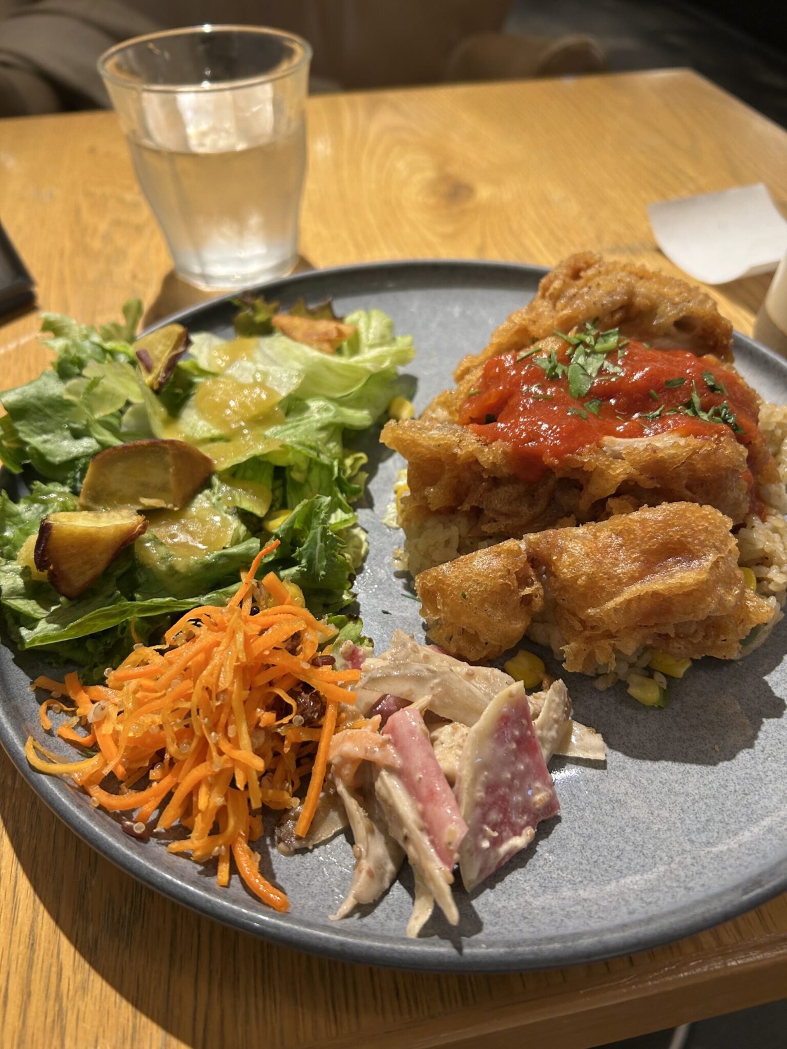 アメリカ西海岸とメキシコがMIXしたモダンカフェMARFA CAFE 横浜店でランチ | オッサンのぼっちカフェツアーズ